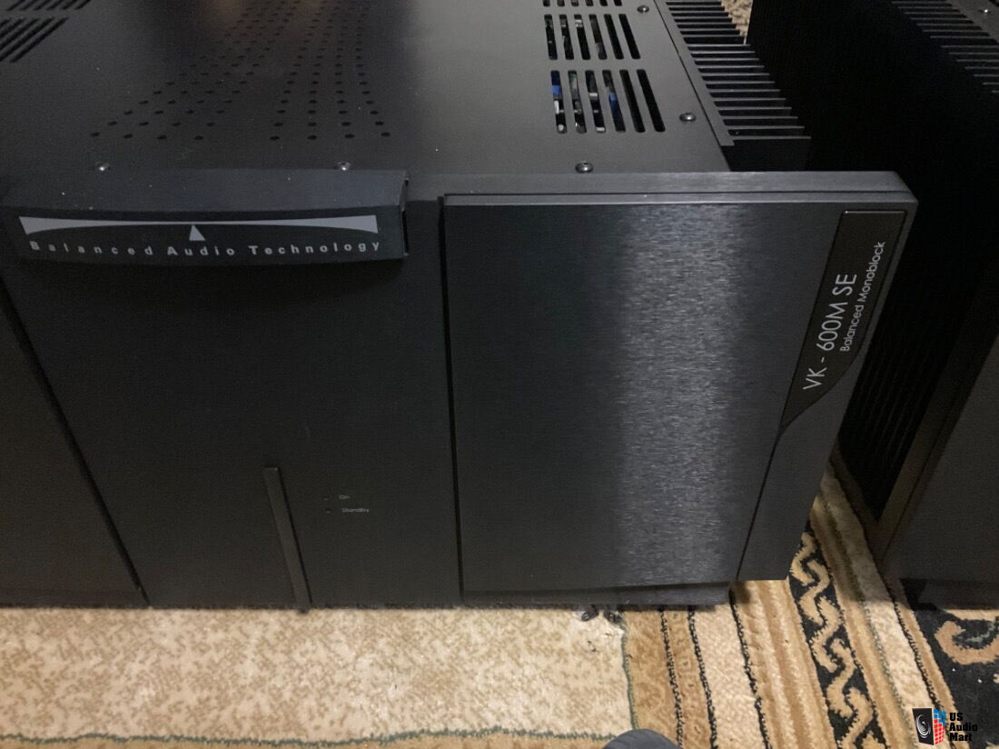 Balanced Audio Technology BAT VK-600M SE Solid State Amplifiers Photo ...