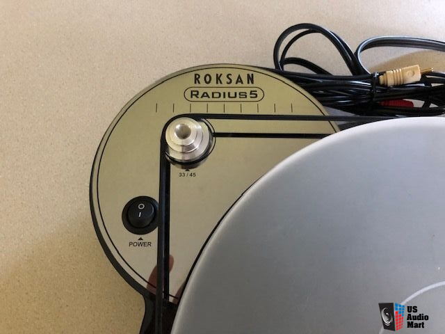 Roksan Radius 5 turntable with NIMA unipoint tonearm $875 Photo ...