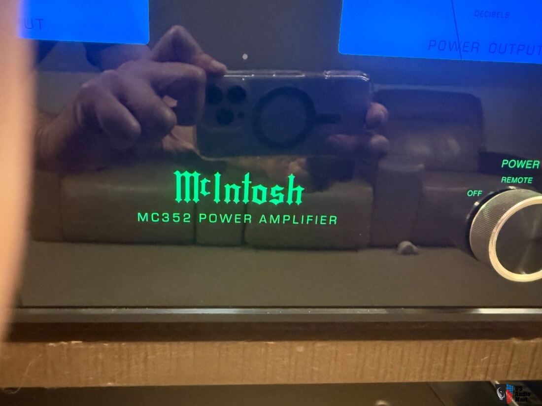 McIntosh MC352 Power Amplifier Photo #5864772 - US Audio Mart