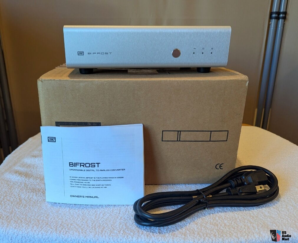 Schiit Bifrost Multibit DAC with Unison USB upgrade Photo #5864822 - US ...