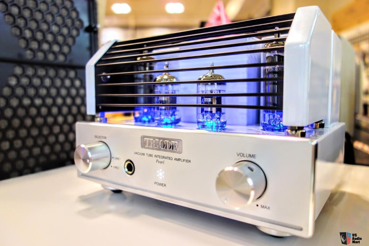 Triode Pearl Vacuum Tube Integrated Amplifier + 120V to 100 V converter ...