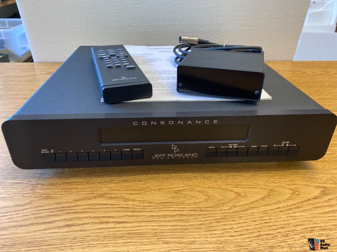 Jeff Rowland Consonance Preamplifier W/ remote Photo #5867865 - US ...