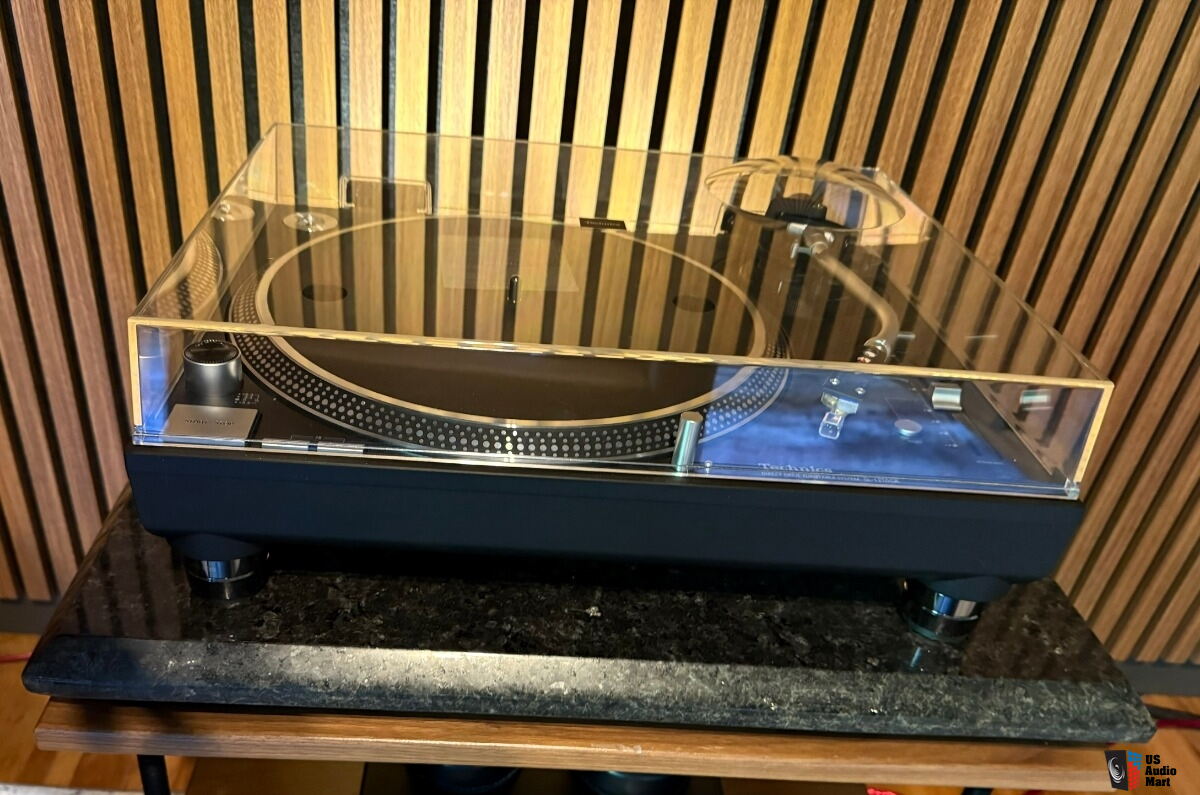 Technics DD Turntable SL-1210GR - Low hour Soundsmith Zypher mkIII and ...