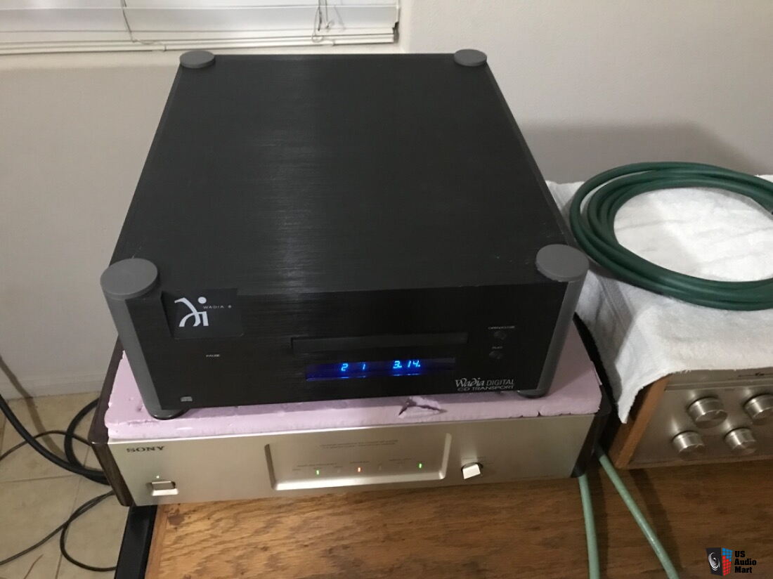 Wadia 8 cd transport excellent condition only local pickup!!no traded ...