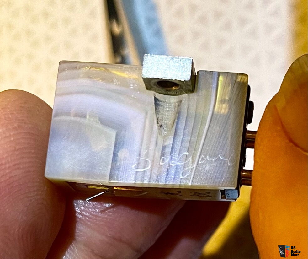 Koetsu Onyx Platinum MC Cartridge, Signed by Sugano, Onyx Stone Body ...