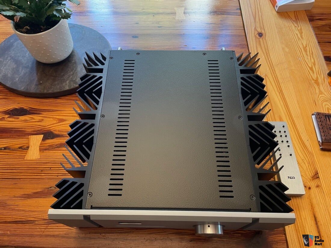 Pass Labs INT-25 Class A Integrated Amplifier Photo #5875493 - US Audio ...