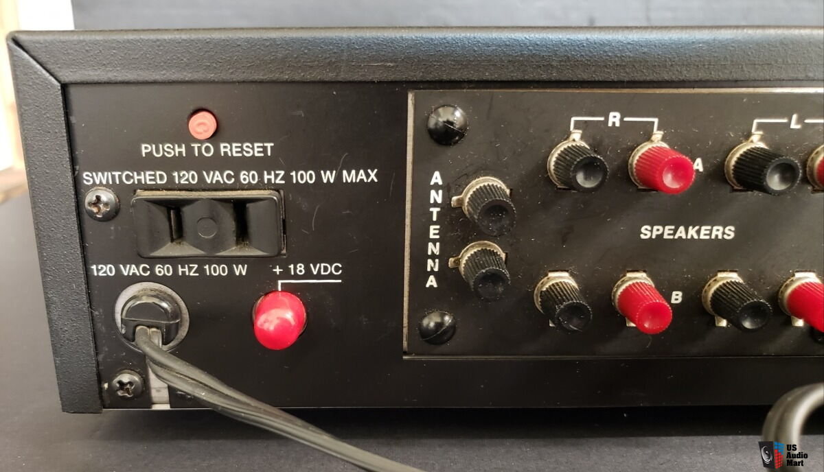 Advent model 300 reciever Photo #5876121 - US Audio Mart