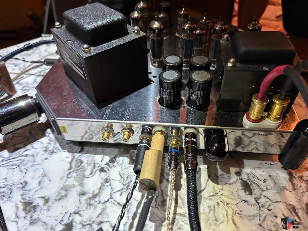 Manley Labs Stingray Stereo Tube Integrated Amplifier with gold face ...