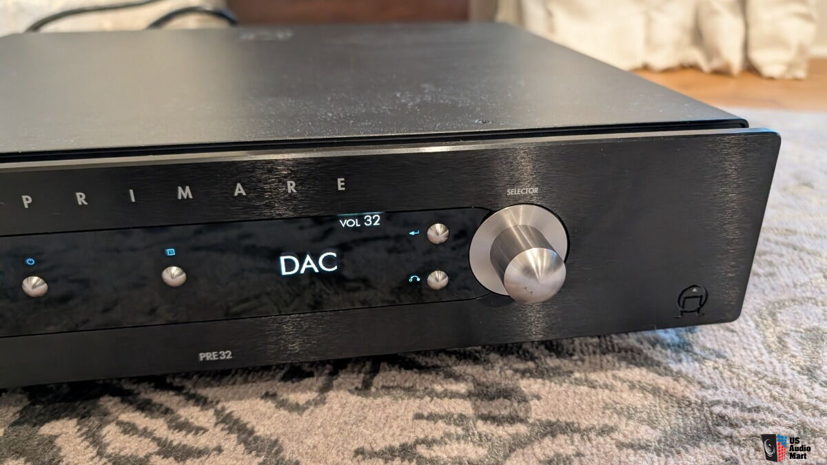 Primare Pre32 Preamp -- nice! Photo #5885253 - US Audio Mart