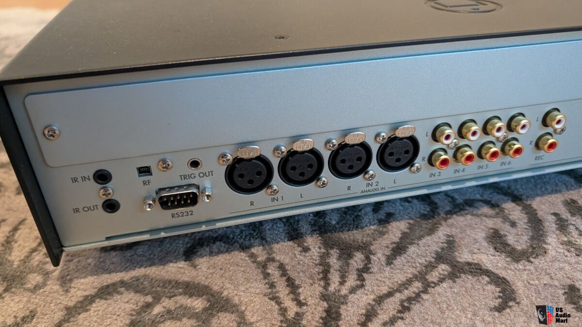 Primare Pre32 Preamp -- nice! Photo #5885251 - US Audio Mart