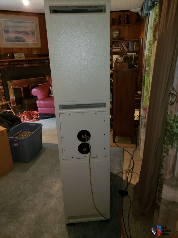 Reproduction pair of NOVA REVOLUTION II Speakers Photo #5886230 - US ...