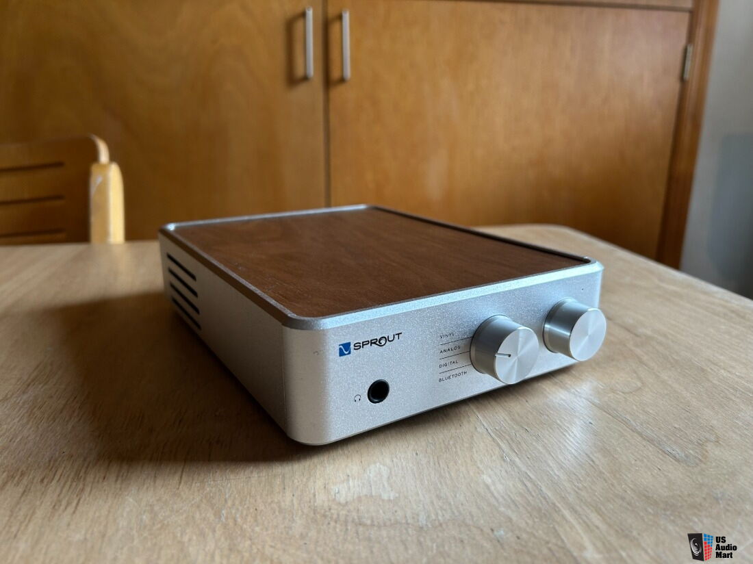 PS Audio Sprout100 Integrated Amplifier — w/Original Remote Photo ...