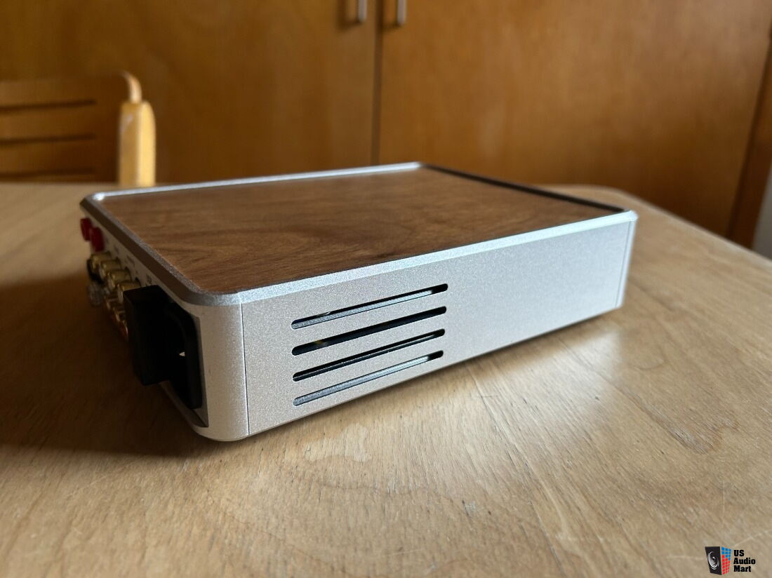 PS Audio Sprout100 Integrated Amplifier — w/Original Remote Photo ...
