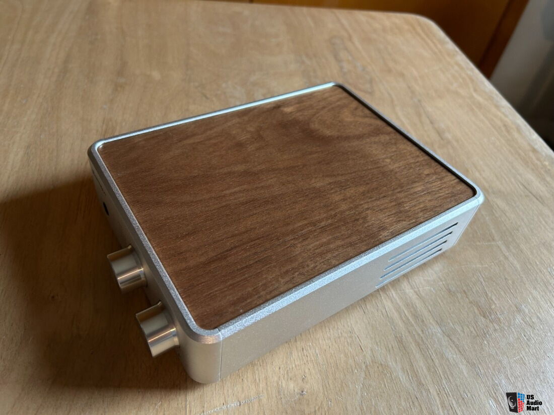 PS Audio Sprout100 Integrated Amplifier — w/Original Remote Photo ...