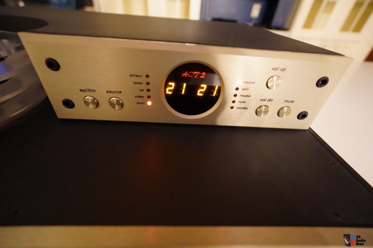 Conrad Johnson original ACT 2 Pre Amplifier Photo #5887407 - US Audio Mart