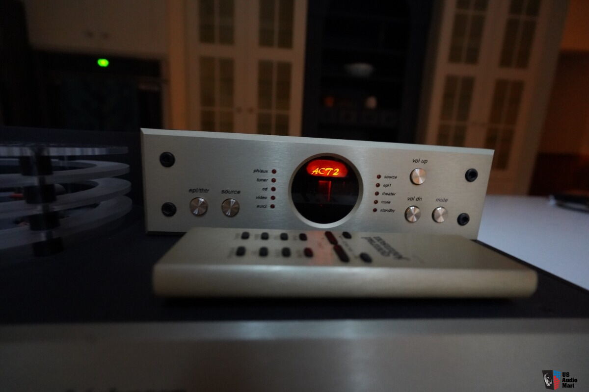 Conrad Johnson ACT 2 Pre Amplifier Photo #5887400 - US Audio Mart