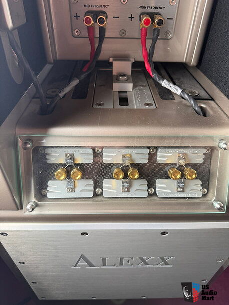Wilson Audio Alexx Floorstanding Speakers (Certified Pre-Owned) Photo ...