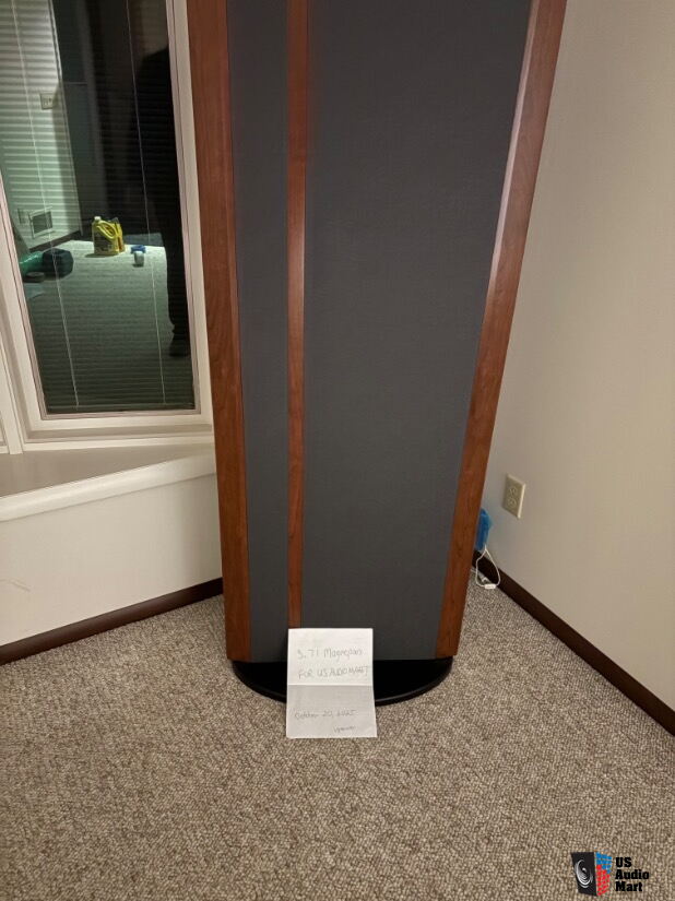 3.7i Magnepan loud speakers Photo #5899223 - US Audio Mart