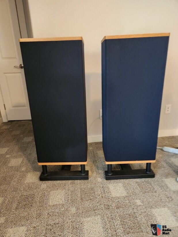 Vandersteen Model 2C Photo #5900248 - US Audio Mart