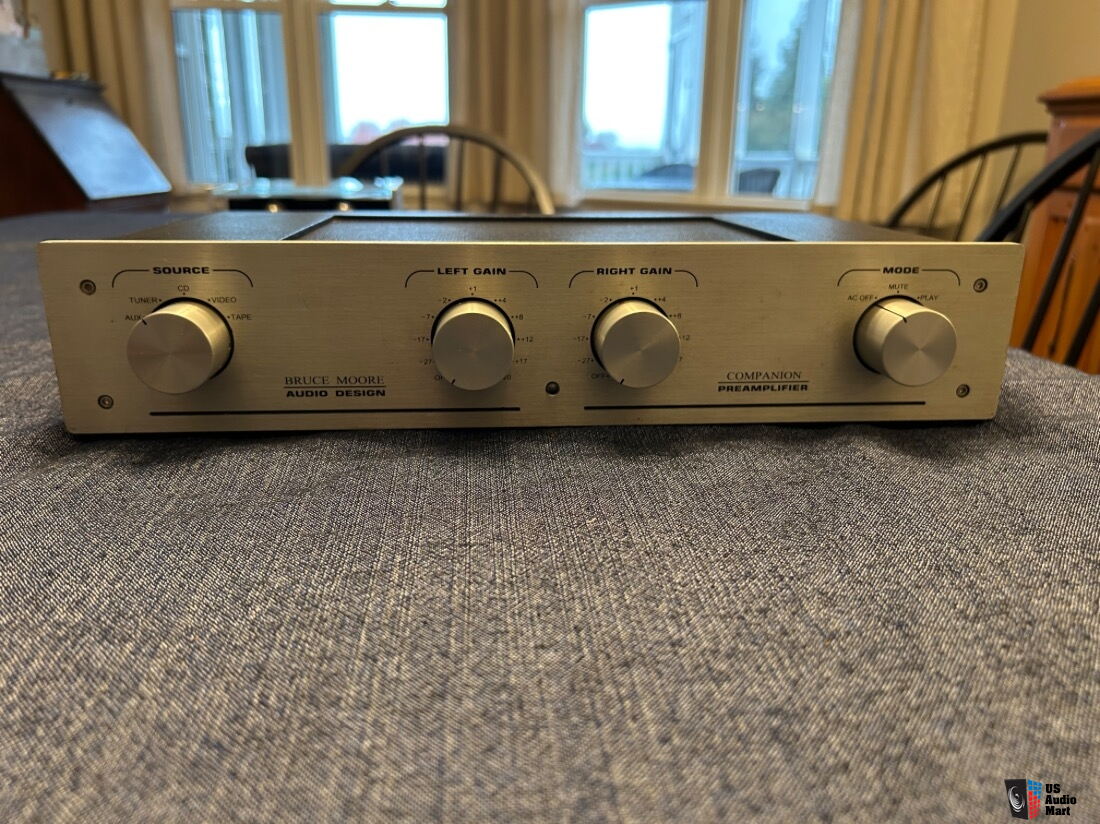 Bruce Moore Companion Series II tube preamp w/Cardas Power Cord Photo ...