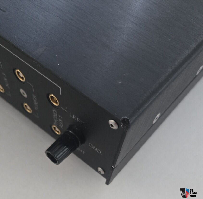 Mark Levinson No 28 preamplifier with power supply PLS-228 Photo ...