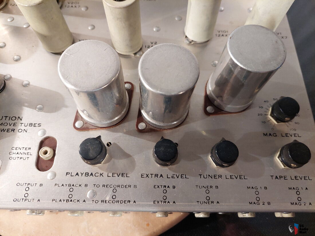 HH Scott 130 Preamplifier Photo #5918854 - US Audio Mart