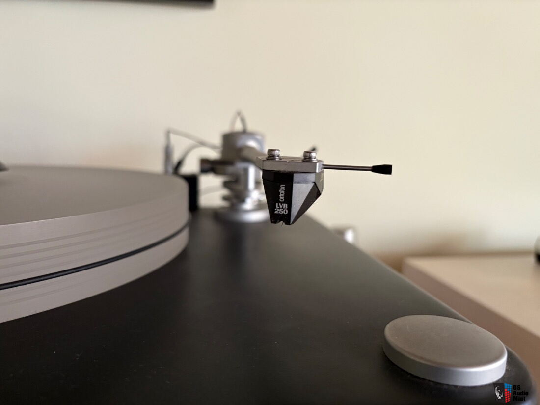 VPI Scout Ortofon 2M Black LVB plus extras Photo #5922643 - US Audio Mart