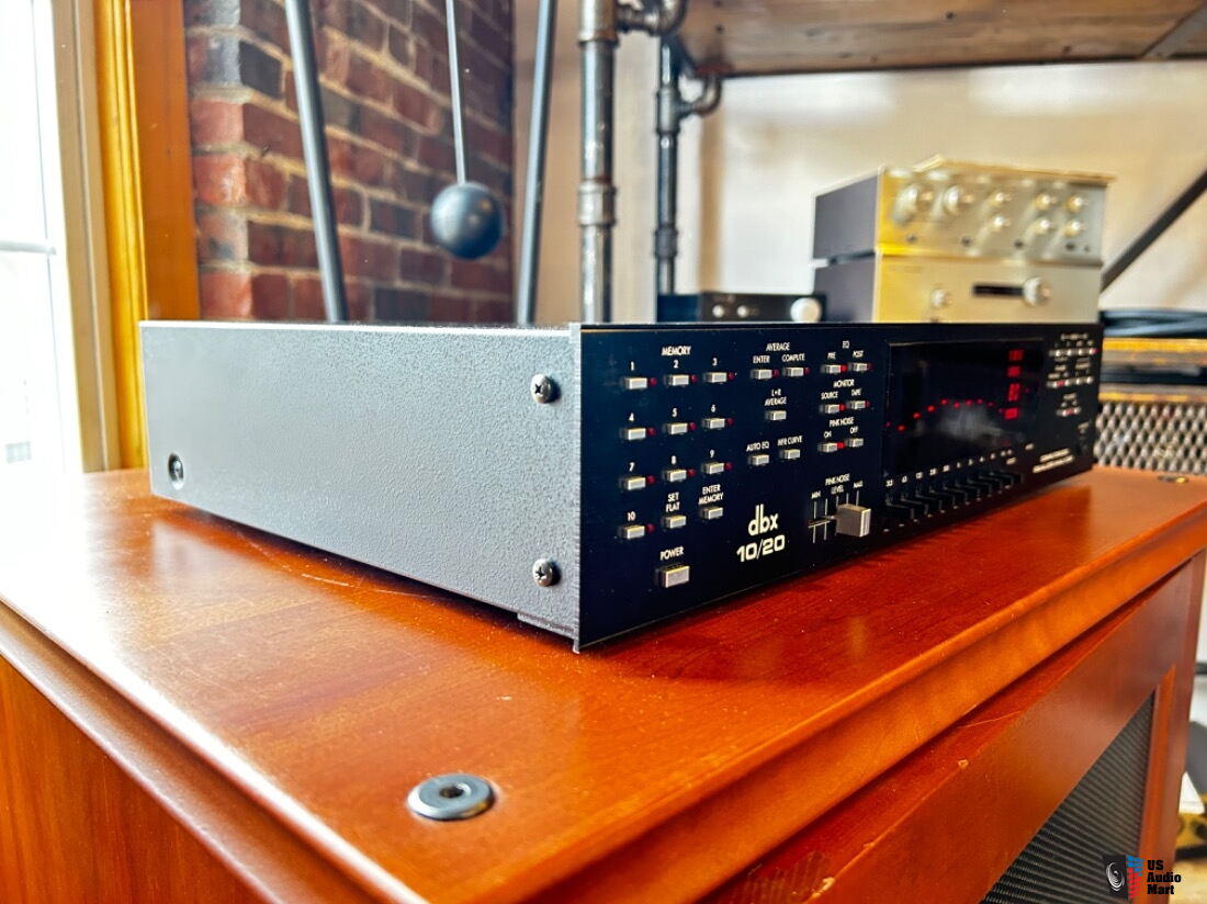 dbx 10/20 Graphic Equalizer & Room Analyzer, Bouncy LED Cool! Photo ...