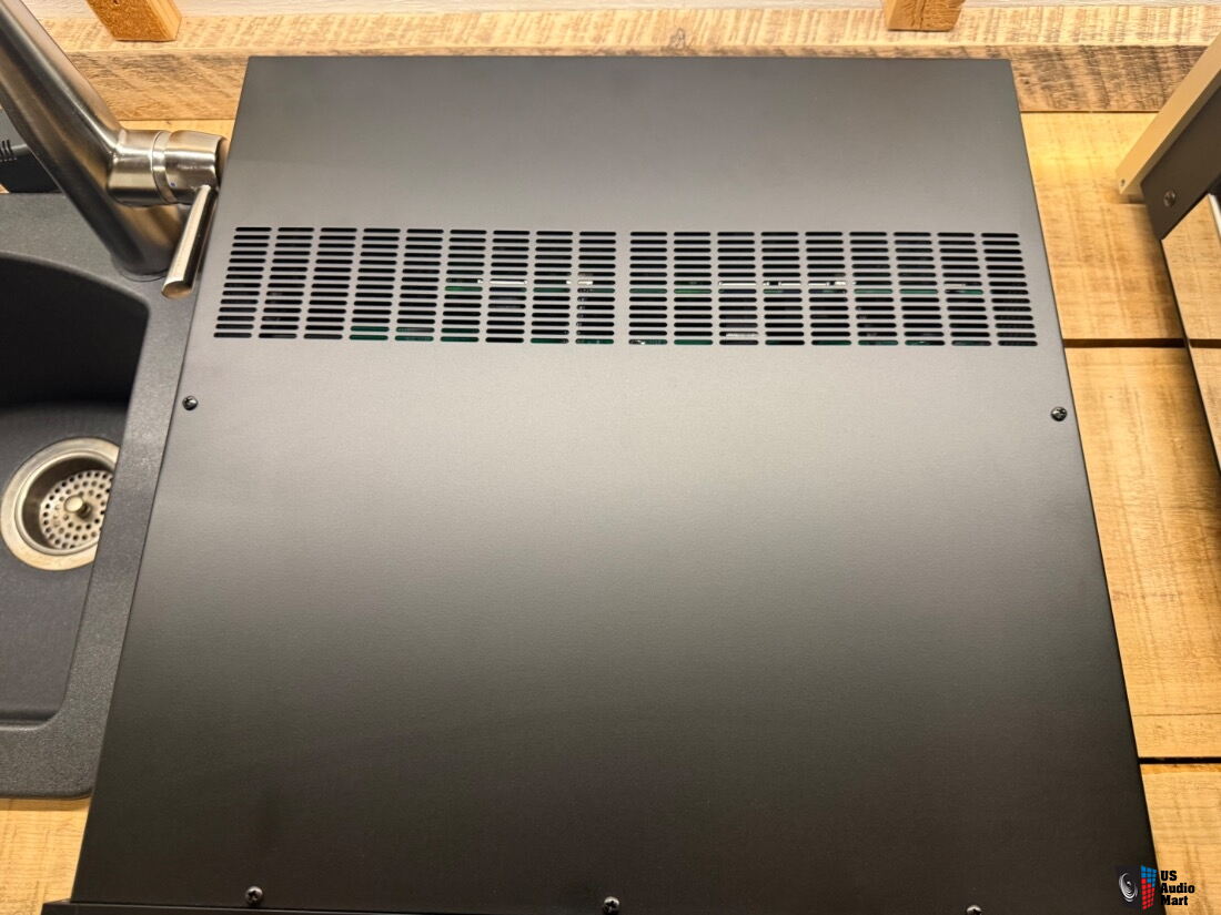 McIntosh MX200 8K Audio Video Processor - Current model - FREE shipping ...