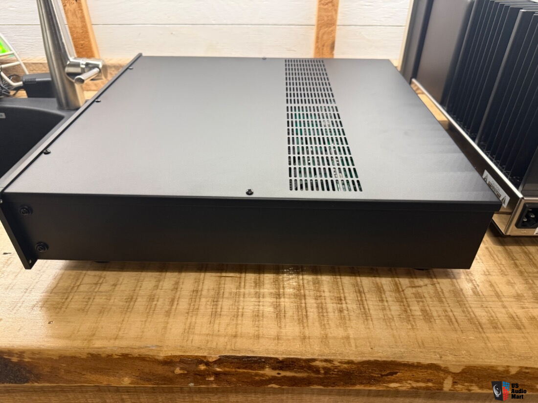 McIntosh MX200 8K Audio Video Processor - Current model - FREE shipping ...