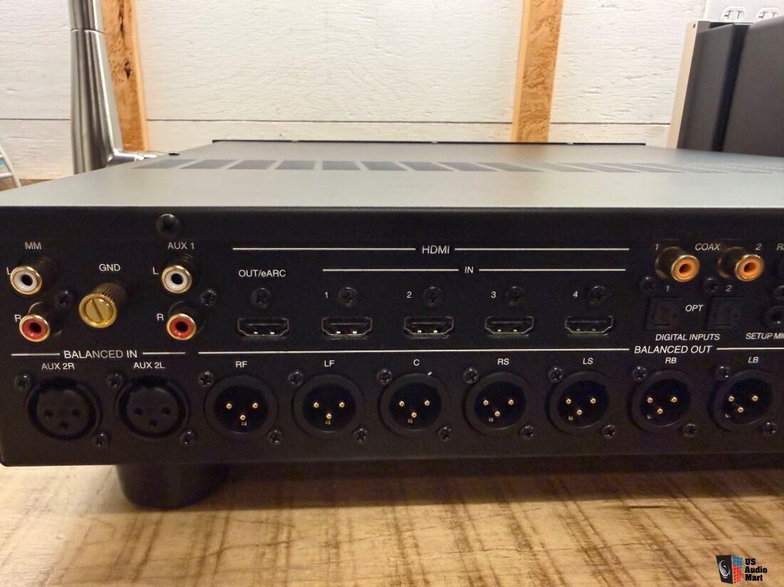 McIntosh MX200 8K Audio Video Processor - Current model - FREE shipping ...