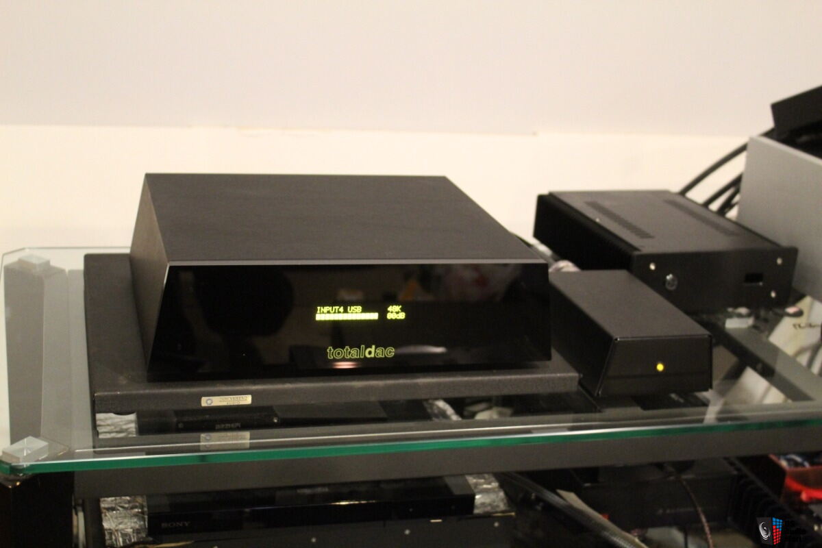 TotalDac D1 Streamer with Live Power Supply Photo #5928615 - US Audio Mart