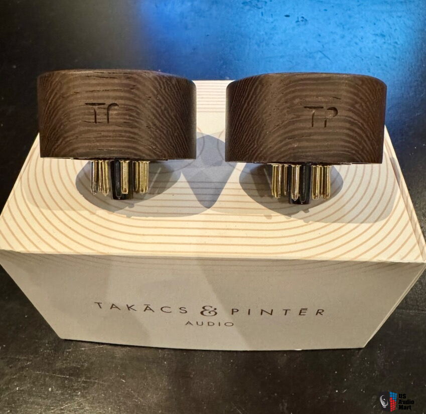 Lampizator Poseidon TP Adapters E55L Photo #5928974 - US Audio Mart