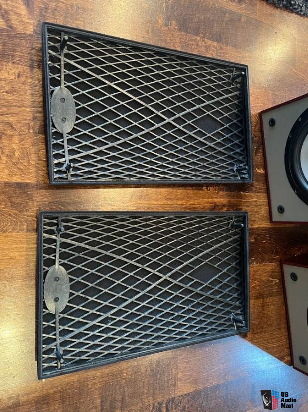 Paradigm Mini Monitor Mk3, 9/10 with box original owner speakers ...