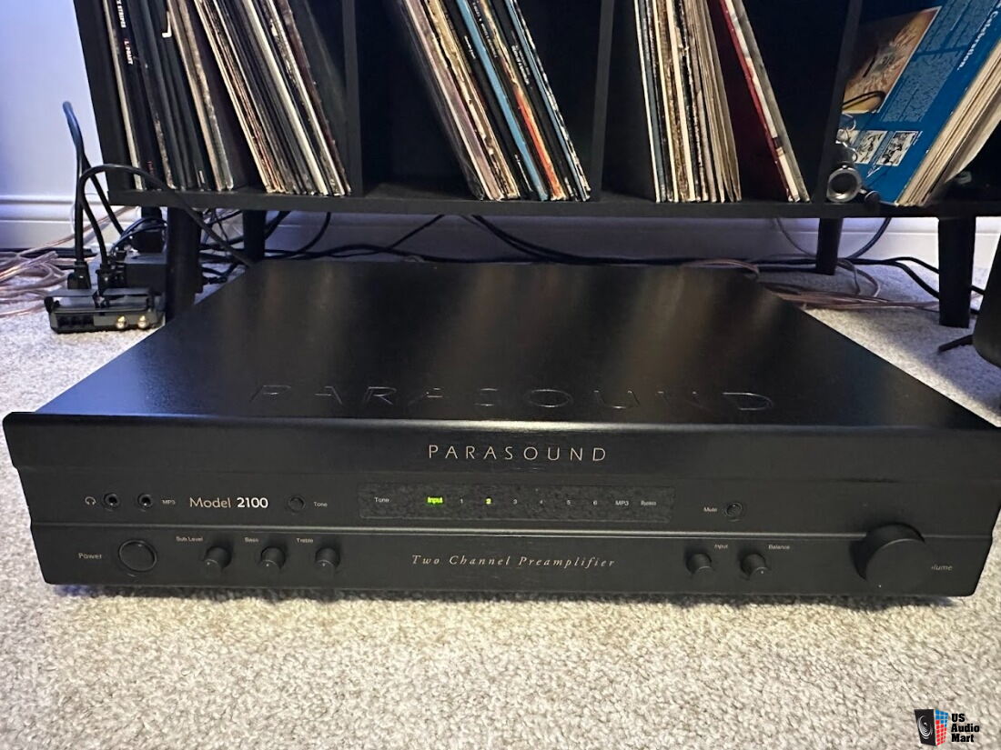 Parasound NewClassic 2100 Stereo Preamp w/ Remote For Sale - US Audio Mart