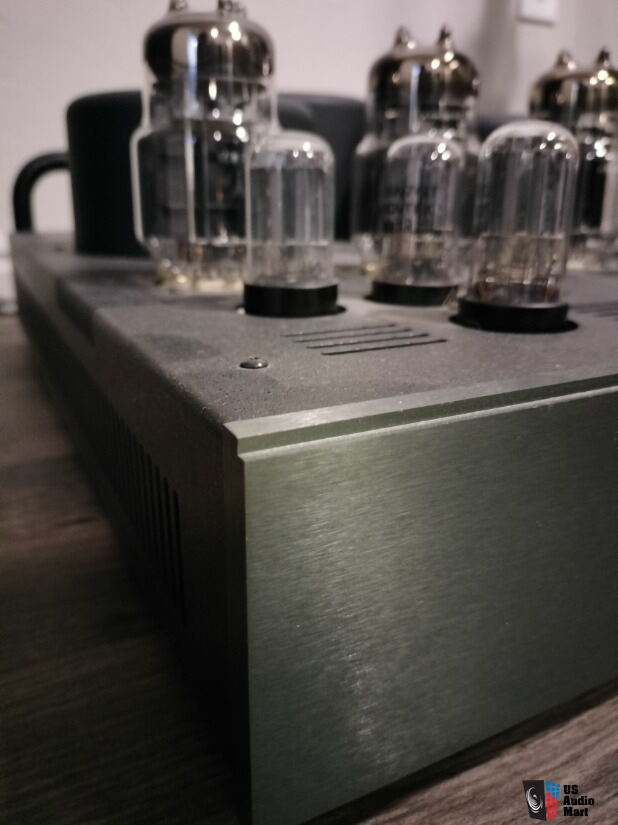 BAT VK-60 Photo #5934740 - US Audio Mart