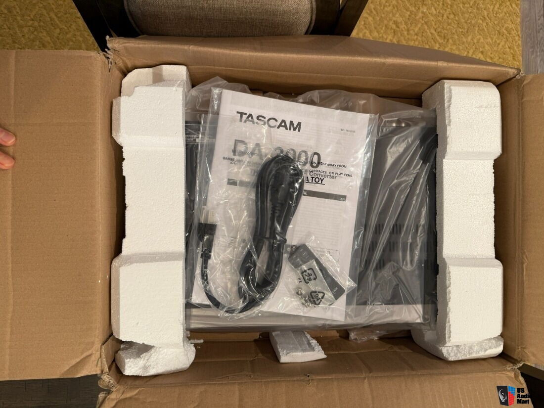 Tascam DA-3000 Stereo Master Recorder Photo #5935332 - US Audio Mart