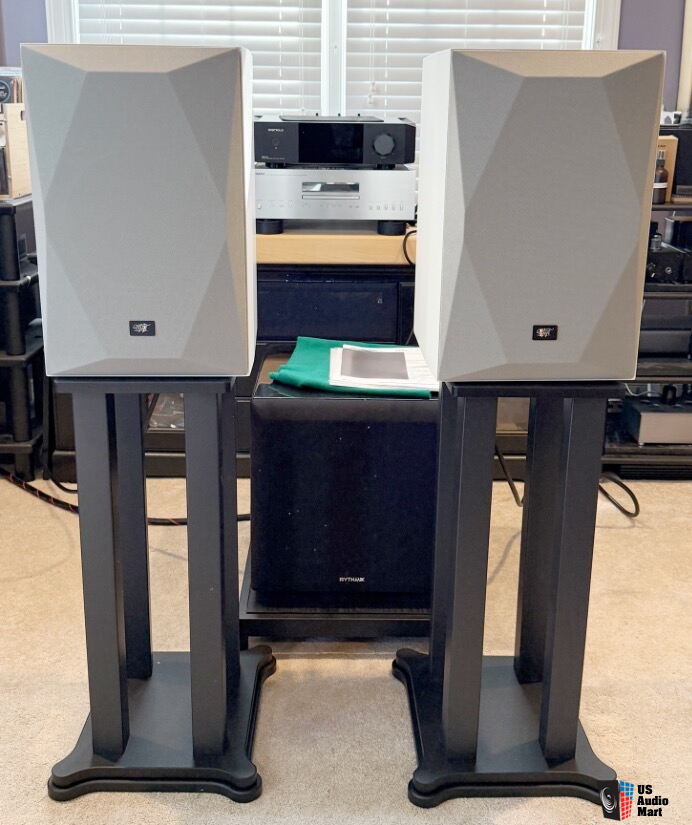 Mofi SourcePoint 8 Speakers Photo #5939337 - US Audio Mart