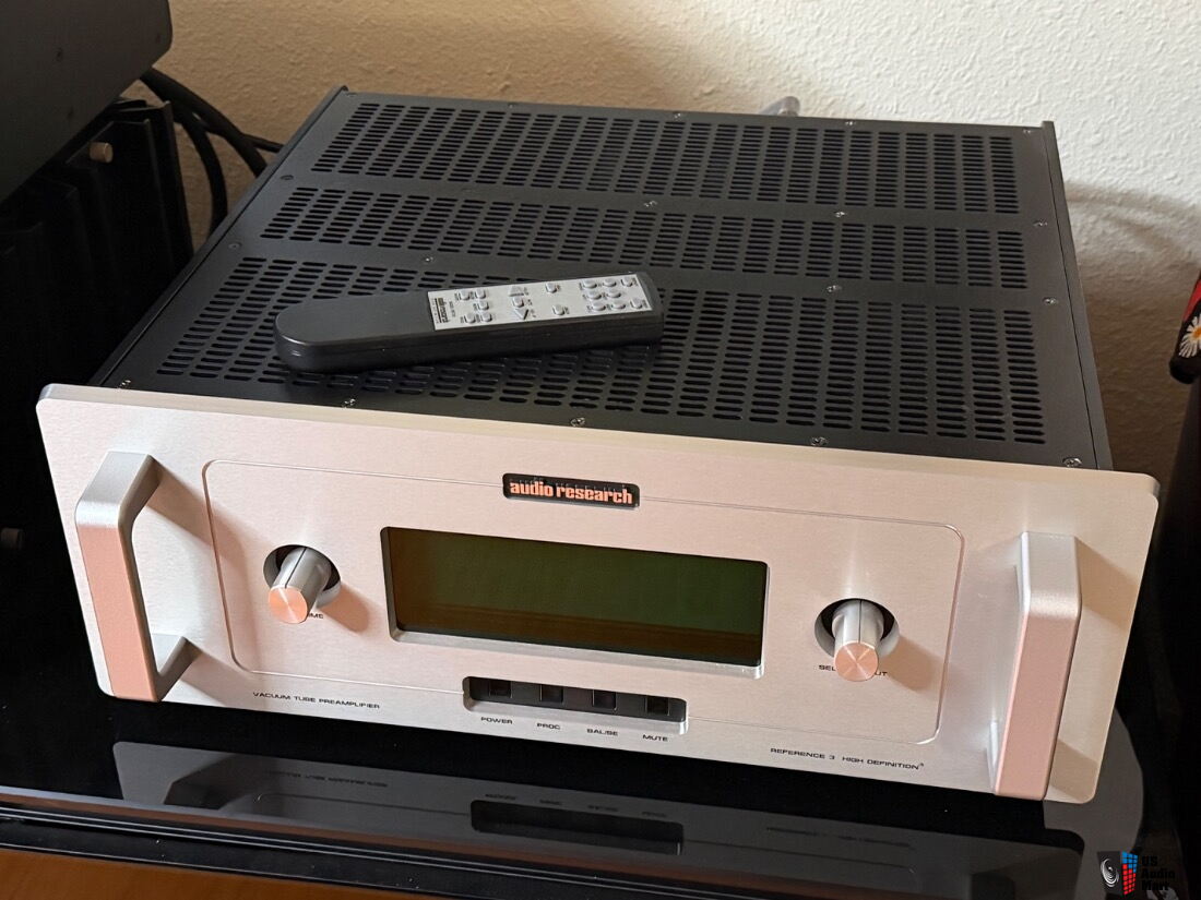 Audio Research Ref 3 tube preamplifier Photo #5940574 - US Audio Mart