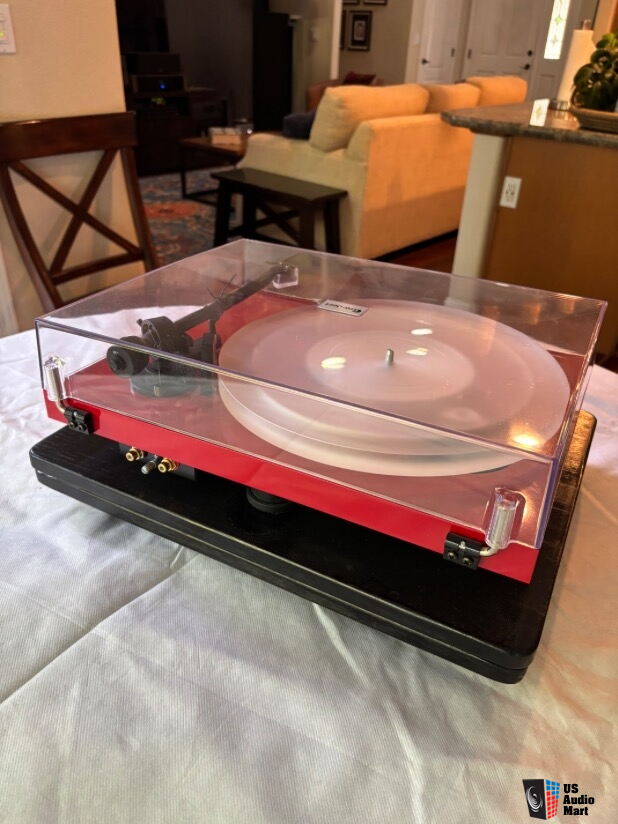 Pro-ject Debut Carbon EVO Turntable with Many Upgrades Photo #5940637 ...