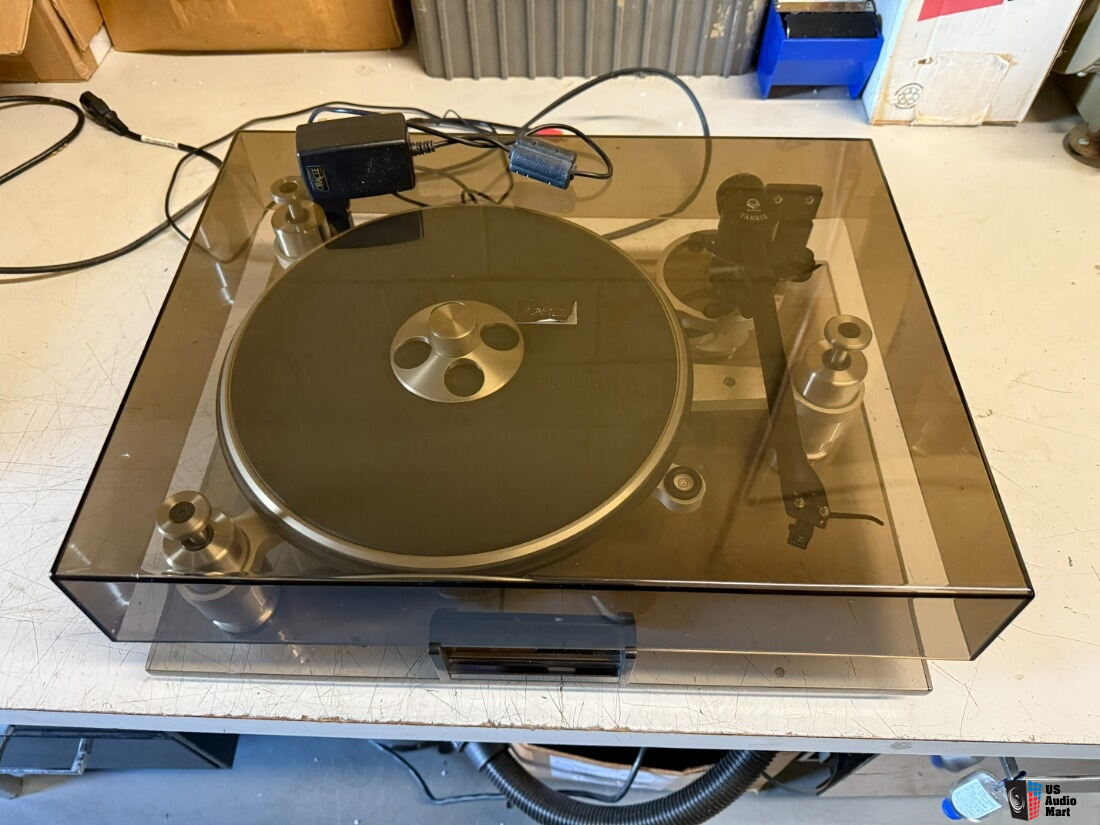 Oracle Delphi MKII Turntable With Roksan Tabriz Tonearm, See video ...