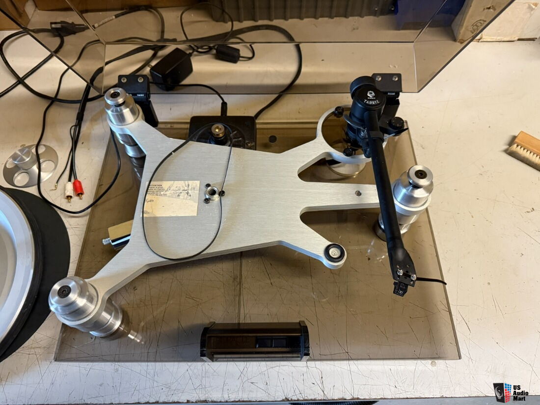 Oracle Delphi MKII Turntable With Roksan Tabriz Tonearm, See video ...