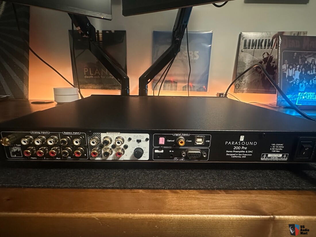 Parasound NewClassic 200 Pre 2-channel Preamp w/ DAC & Phono Photo ...