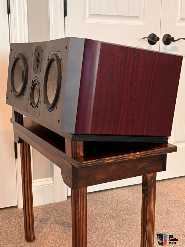 Matching Focal Electra 946 floorstanding pair and the Electra CC-901 ...