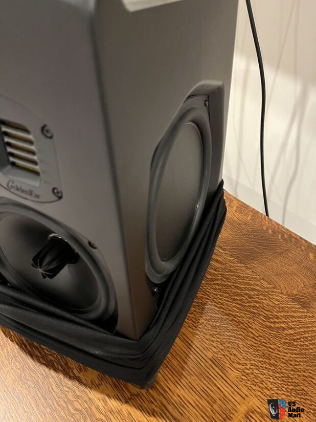 GoldenEar Technology Aon 3 Bookshelf Speakers Low Hours like new Photo ...