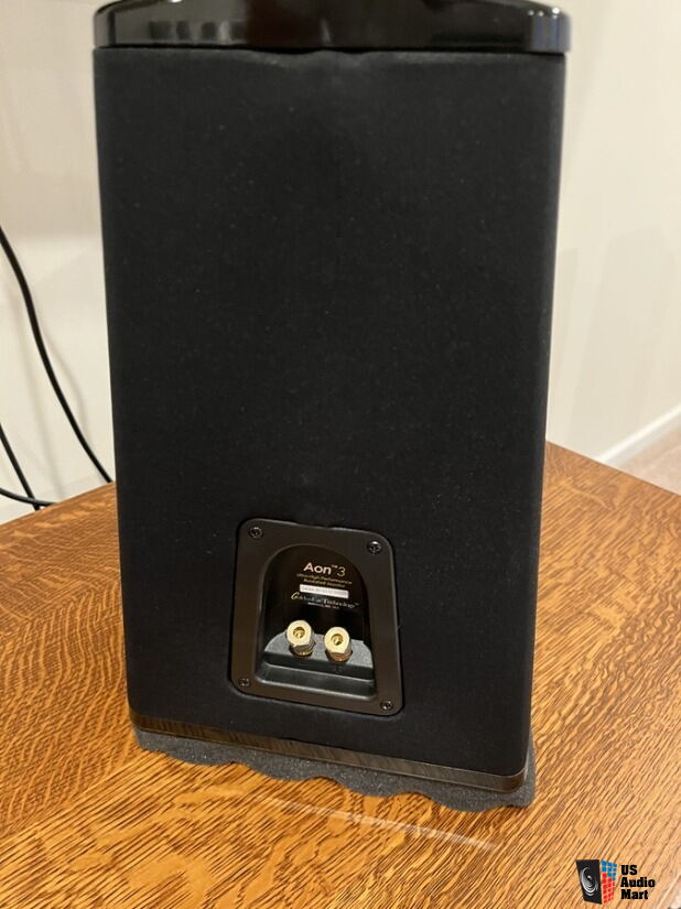 GoldenEar Technology Aon 3 Bookshelf Speakers Low Hours like new Photo ...