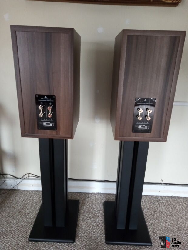 Triangle Borea 4 Book Shelf Speakers With Monolith 24" Speaker Stands ...