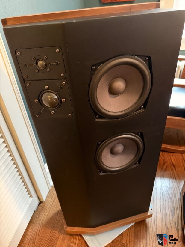 ADS 1230 Studio Monitor Speakers Photo #5961712 - US Audio Mart
