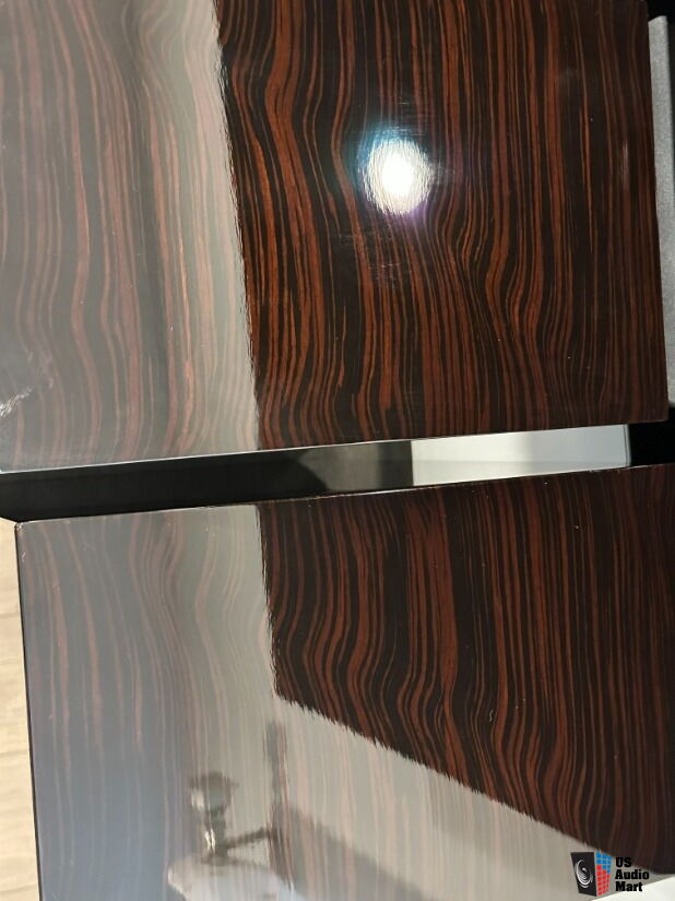 Triangle Comete 40th Anniversary in Santos Rosewood Photo #5962928 - US ...