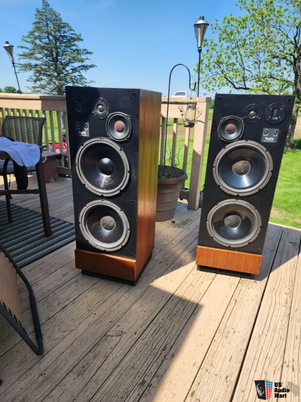 VMPS Speakers Photo #5964683 - US Audio Mart